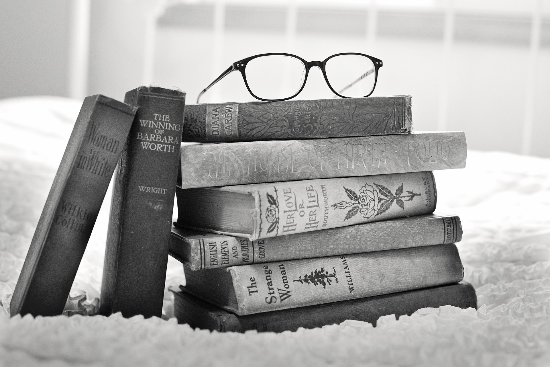 13 Tips To Help You Conquer Your Reading List